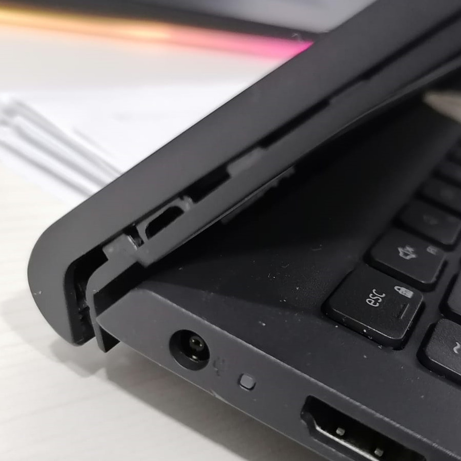 Asus Laptop Hinge Repair Service by Volta PC Upgrade & Repair